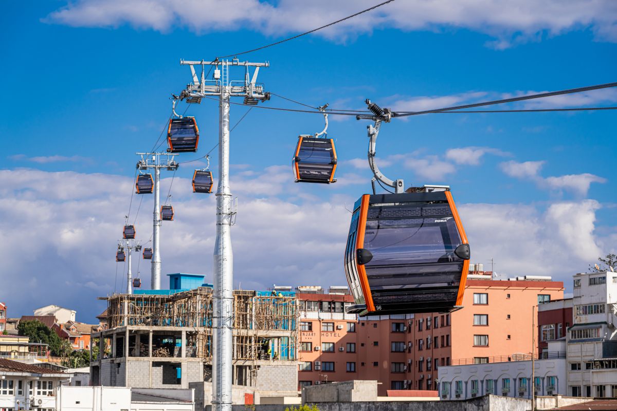 Antananarivo – Système de transport par câble urbain | Colas